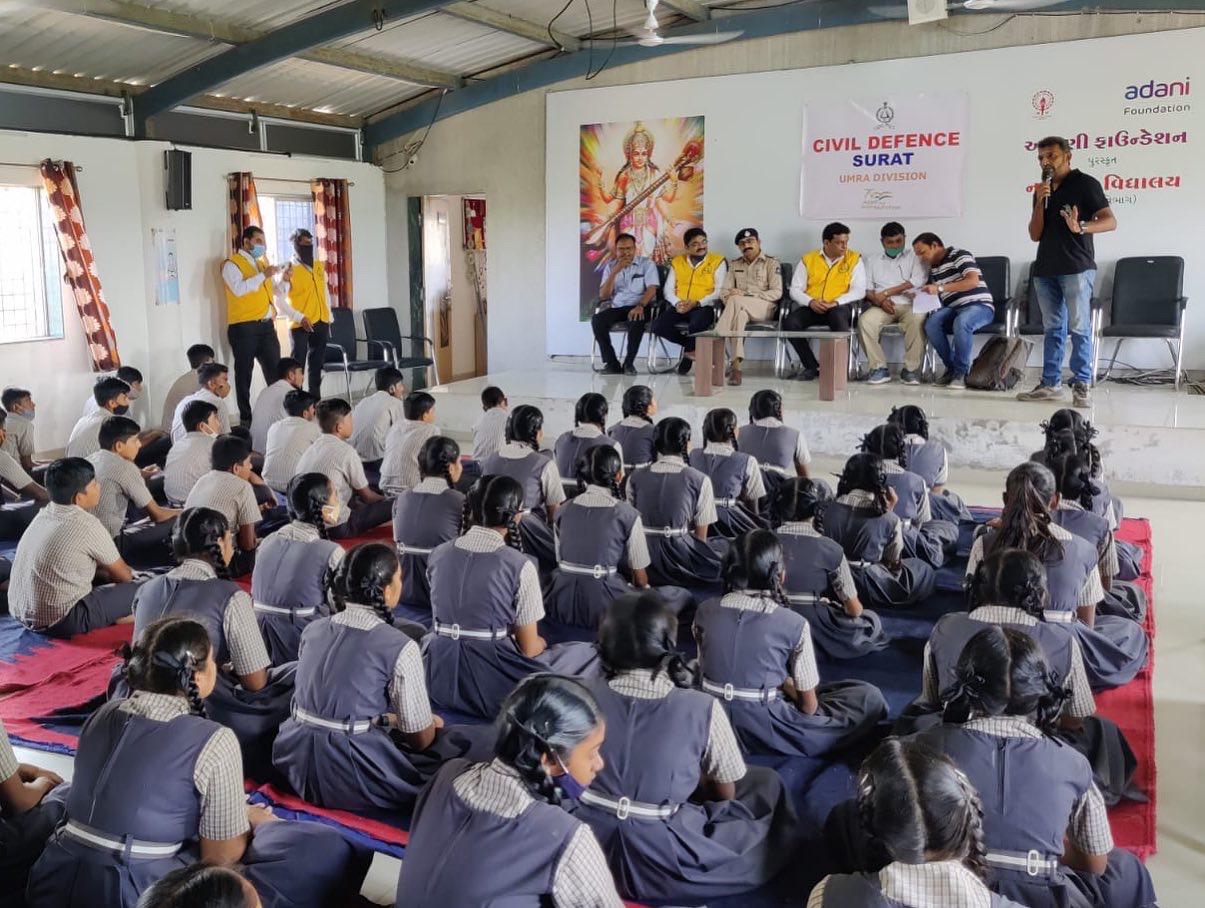 lecture on Plastic Waste Management in Navchetan School – Nature Club Surat